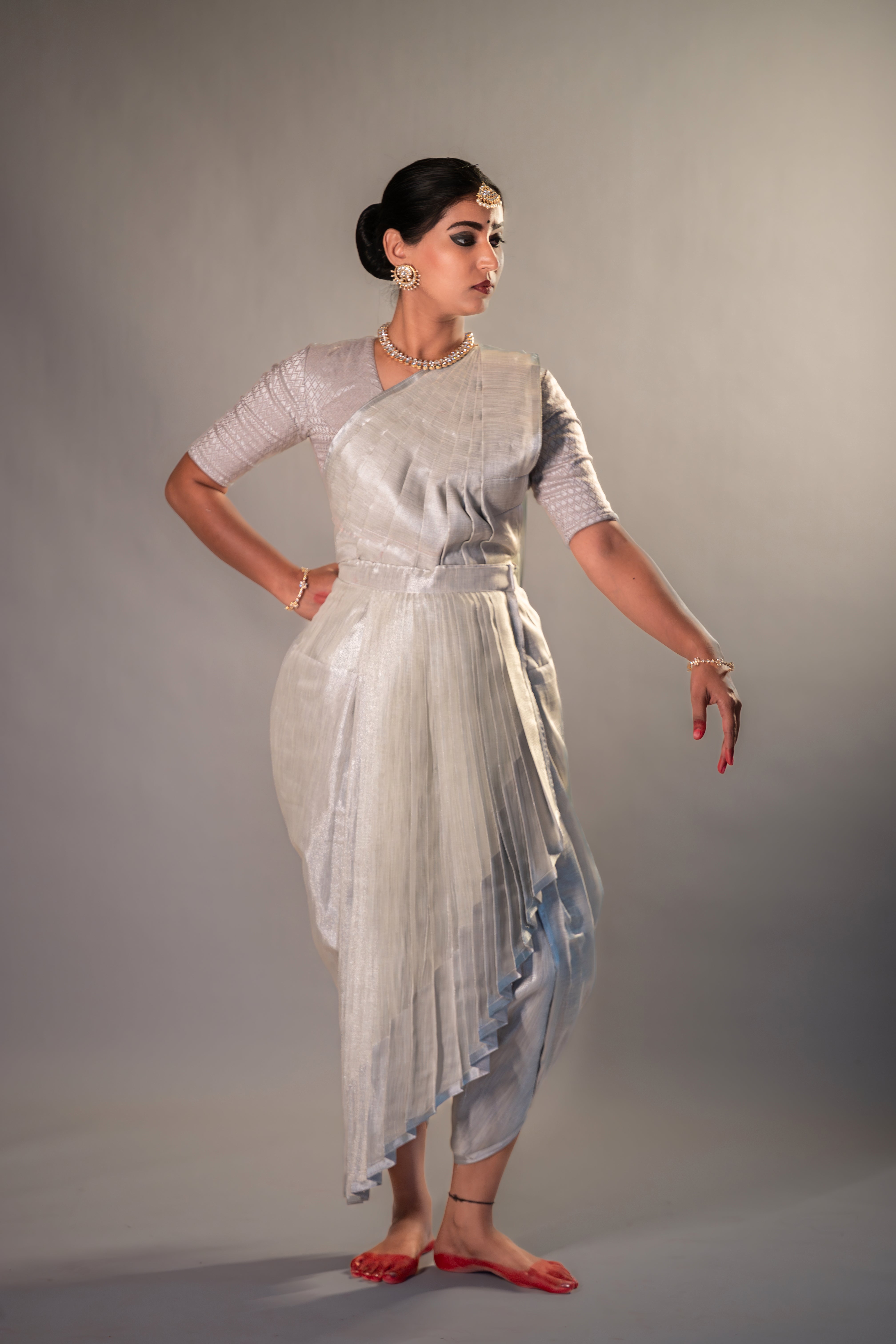 Rajata | Dhoti costume – Tarikita